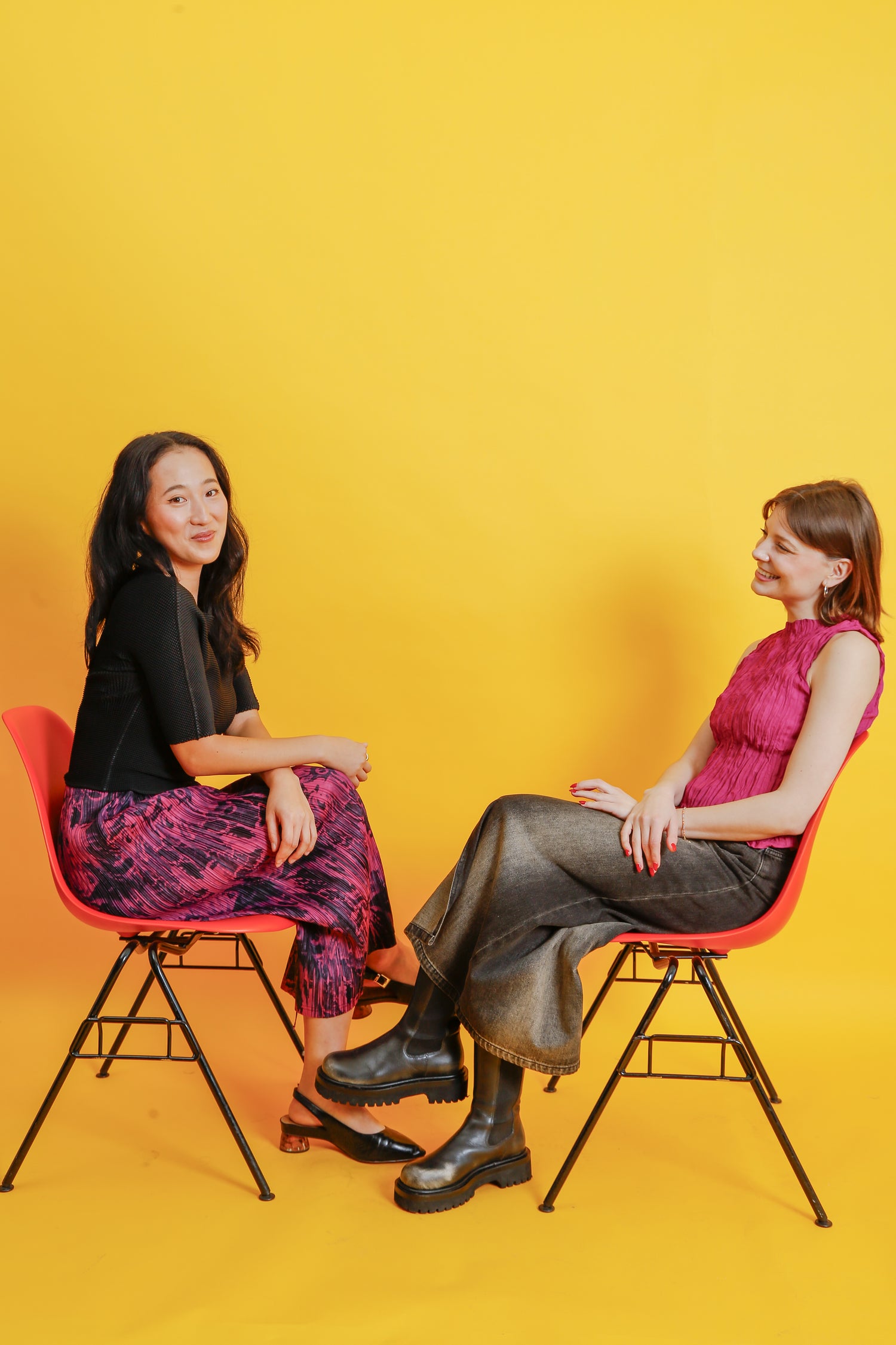 THE VOICES BEHIND THE BUZZ: ANNABELLE & RUBY – Alpha60